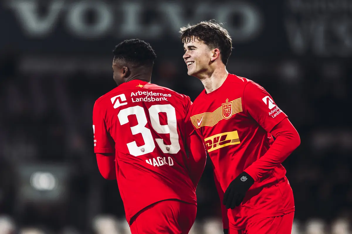 Highlights: FCN-SIF