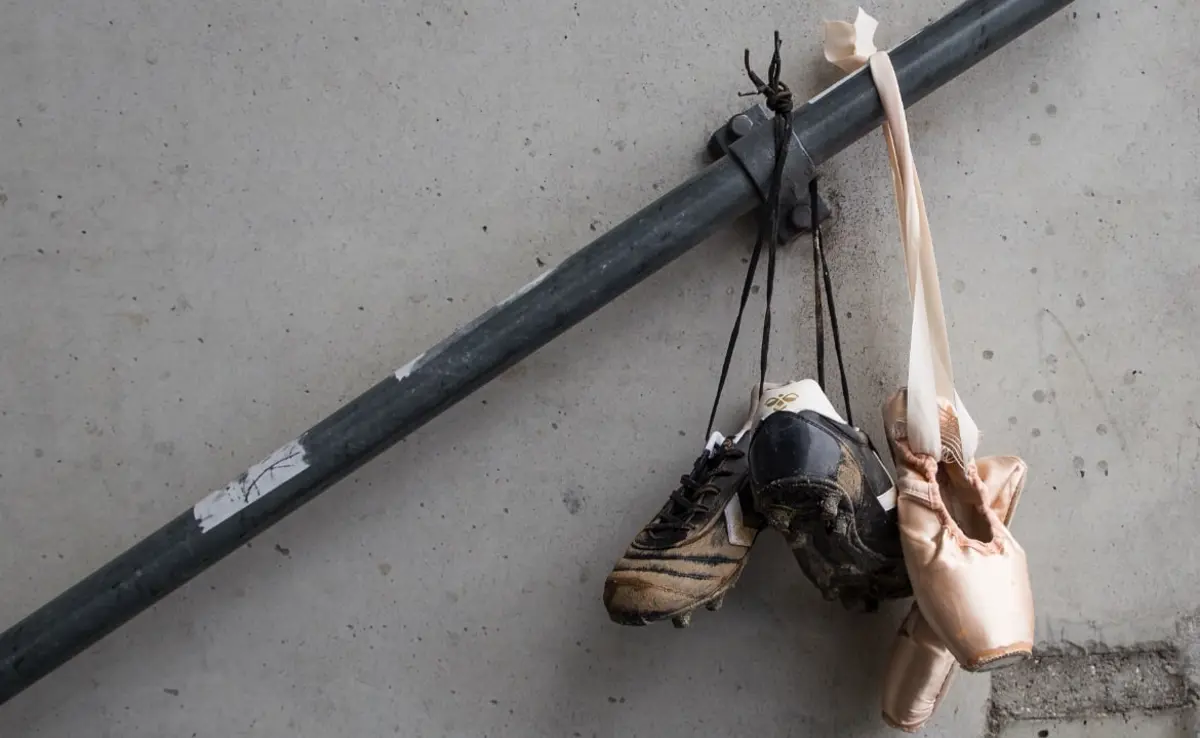 Se Kvindeholdet prøve kræfter med ballet 🩰