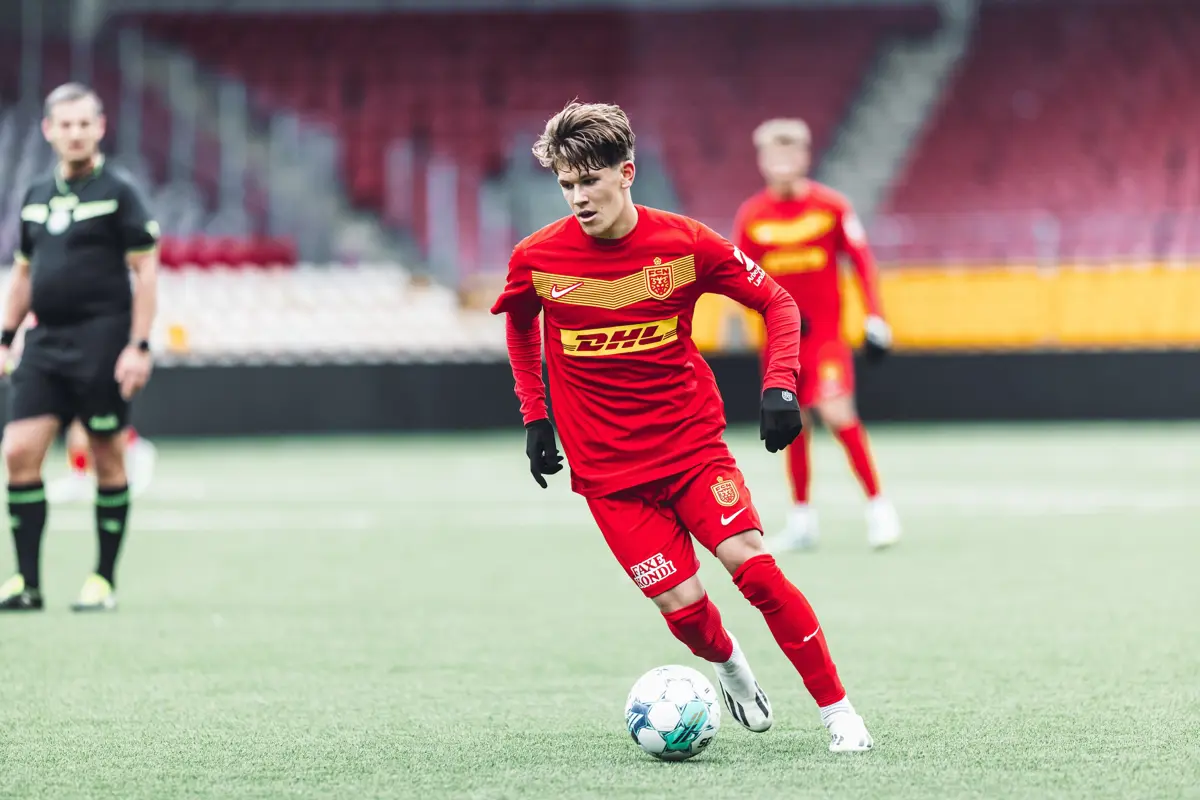 Aaron Stoch Rydell solgt til AIK Fotboll