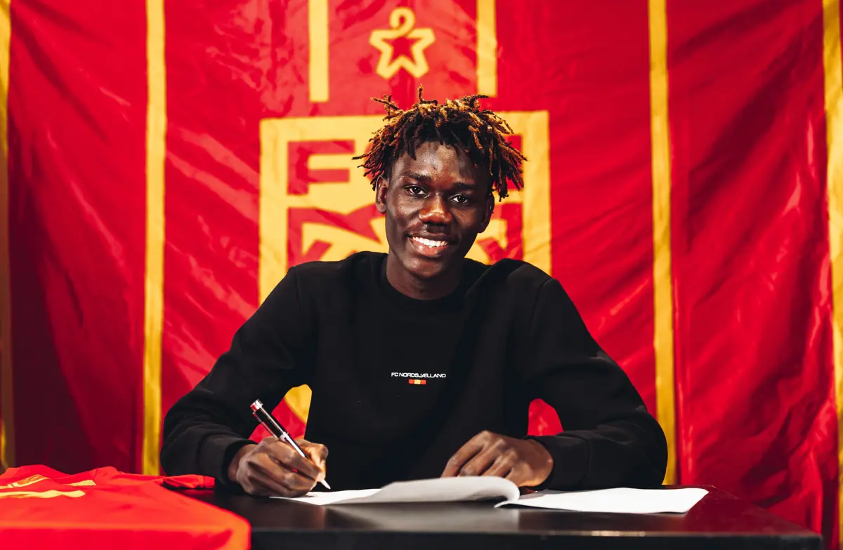 Ny forsvarsspiller på akademiet: Stephen Acquah